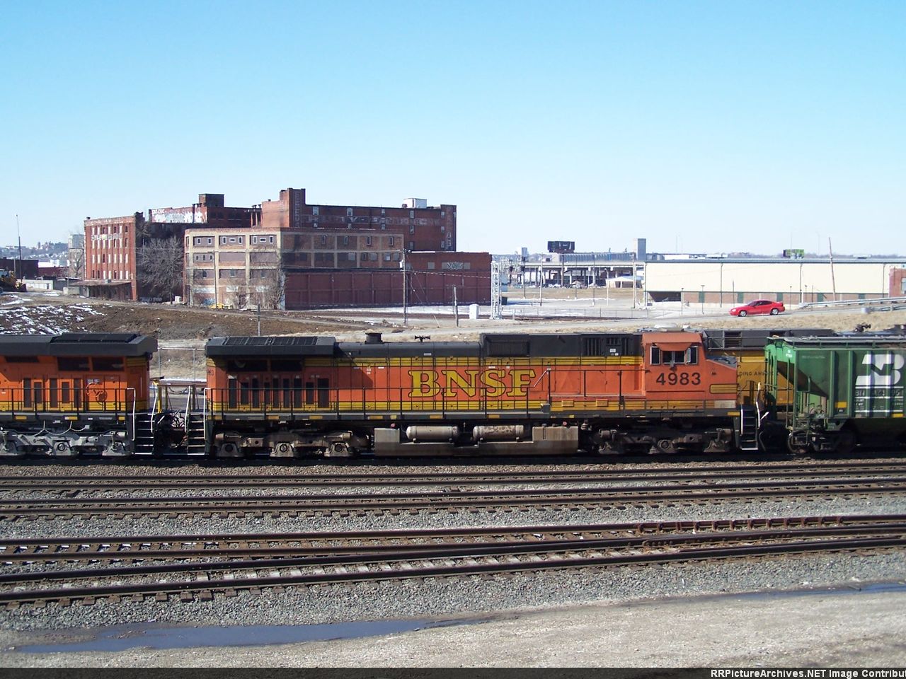 BNSF 4983
